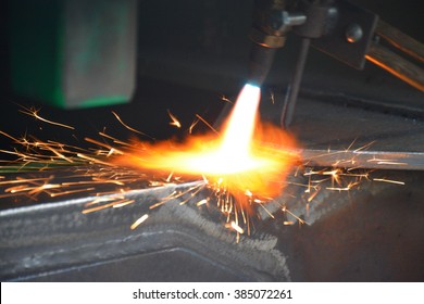 651 Welding Trailer Images Stock Photos Vectors Shutterstock