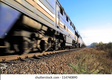 11,679 Railroad crossing sign Stock Photos, Images & Photography ...