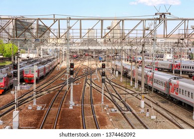 Train Lines Train Platform Stock Photo 1374462092 | Shutterstock