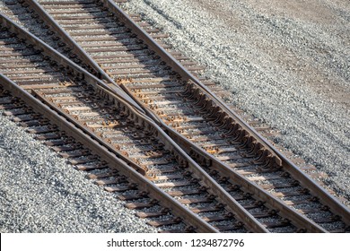 1,587 Train tracks merge Images, Stock Photos & Vectors | Shutterstock