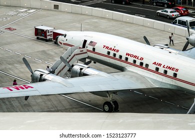 Starliner Images, Stock Photos & Vectors | Shutterstock