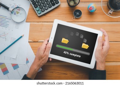 1,514 Screen loading transfer data Images, Stock Photos & Vectors ...