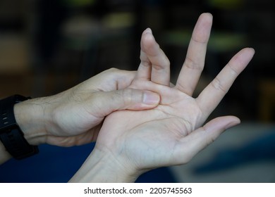 616 Trigger Finger Anatomy Stock Photos, Images & Photography ...