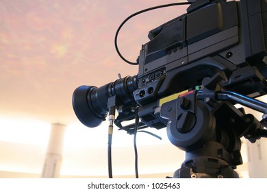 5,316 Media coverage Stock Photos, Images & Photography | Shutterstock