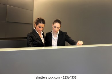 1,197 Greeting People Office Reception Images, Stock Photos & Vectors ...