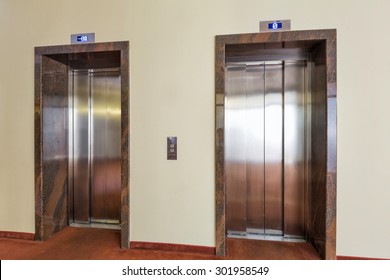 Two Elevators Hotel Lobby Stock Photo 301958549 | Shutterstock