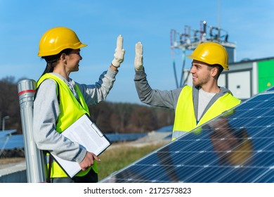 655 Two worker solar cell Images, Stock Photos & Vectors | Shutterstock