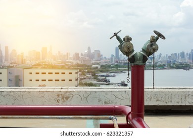 37 Double head fire hydrant Images, Stock Photos & Vectors | Shutterstock