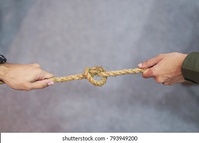Two Man Pulling Rope Opposite Directions Stock Photo 793949200 ...