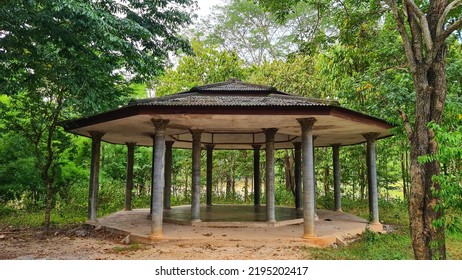 910 Octagonal Pavilion Images, Stock Photos & Vectors | Shutterstock