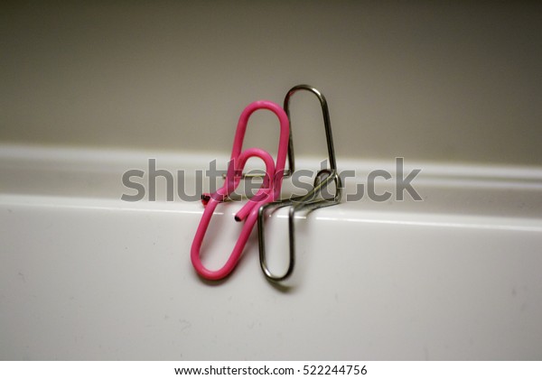 Two Paper Clips Stock Photo 522244756 | Shutterstock