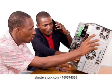 922 African american computer repair Images, Stock Photos & Vectors ...