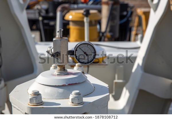 Type Manometer Needle Measuring Bar On Stock Photo 1878108712 ...