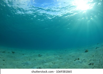 Underwater Ocean Background Stock Photo 1069381865 | Shutterstock