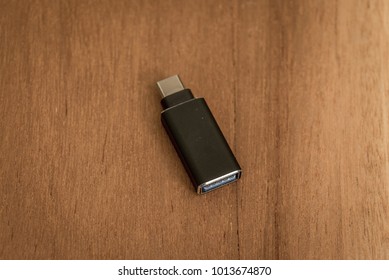 Usb-c Images, Stock Photos & Vectors | Shutterstock