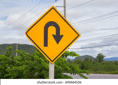 1,467 Turn around road sign Images, Stock Photos & Vectors | Shutterstock