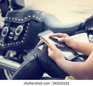 10,769 Motorcycle phone Images, Stock Photos & Vectors | Shutterstock