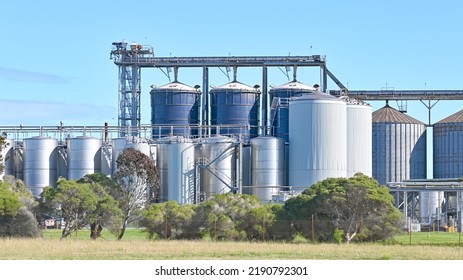Various Size Type Storage Silos Industrial Stock Photo 2190792301 ...