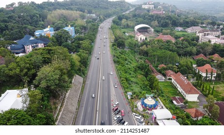 Vehicles Cross Trans Java Toll Road Stock Photo 2114251487 | Shutterstock