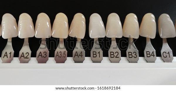 Zdjęcie stockowe „Veneer Sample Shade Guide Types Colors” (1618692184 ...