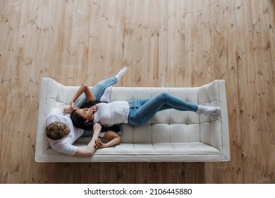 1,546 Cuddle amorously Images, Stock Photos & Vectors | Shutterstock