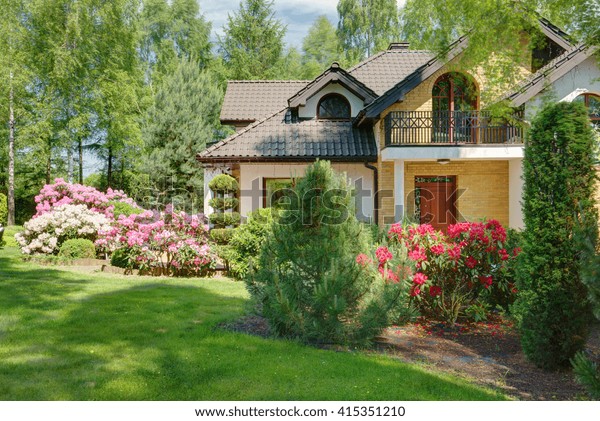 View Back Yard House Stock Photo (Edit Now) 415351210