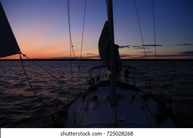654 Foresails Images, Stock Photos & Vectors | Shutterstock