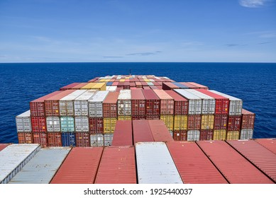 948 Stacked containers deck ship Images, Stock Photos & Vectors ...