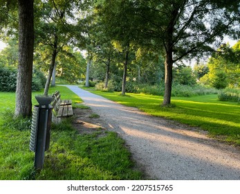 39,071 Pathway Through Park Images, Stock Photos & Vectors | Shutterstock