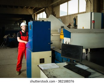 41,988 Man standing machine Images, Stock Photos & Vectors | Shutterstock