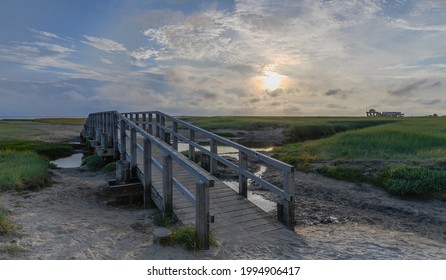 1,294 Bridge Over Marsh Images, Stock Photos & Vectors | Shutterstock