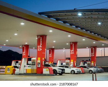 772 Shell station night Images, Stock Photos & Vectors | Shutterstock