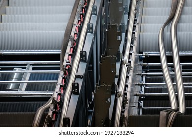 View Technical Inner Workings Escalator Stock Photo 1927133294 ...