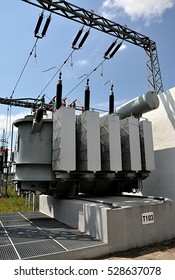 322 Transformer containment Stock Photos, Images & Photography ...