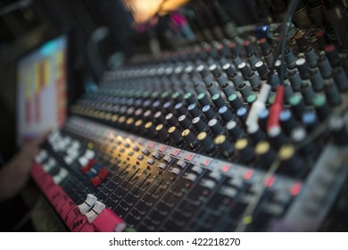 Стоковая фотография 422218270: Volume Keys Controller Dj Pub Out ...