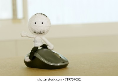 Dead computer mouse 89 รายการ ภาพ ภาพสต็อกและเวกเตอร์ | Shutterstock