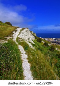 Walking Path Along White Cliffs Dover Stock Photo 661729204 | Shutterstock