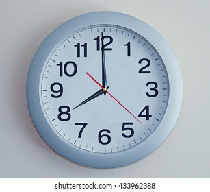 90 imágenes de 20h - Imágenes, fotos y vectores de stock | Shutterstock