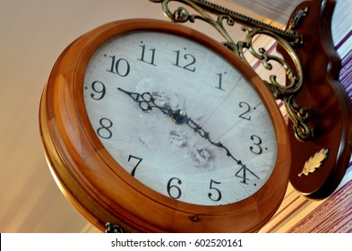 100,548 Clock room Images, Stock Photos & Vectors | Shutterstock