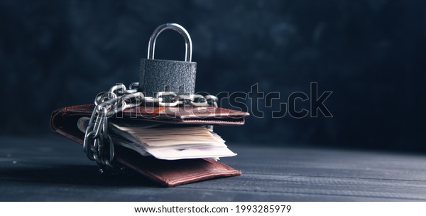 12,294 Wallet Locked Images, Stock Photos & Vectors | Shutterstock