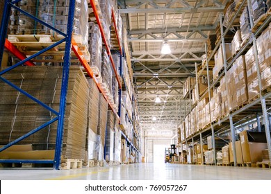 130.629 Racking industrial Gambar, Foto Stok & Vektor | Shutterstock