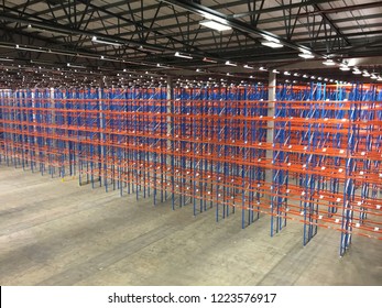 Warehouse Racking System Stock Photo 1223576917 | Shutterstock