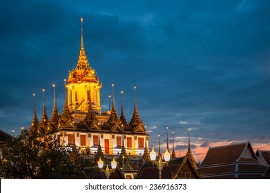 1,242 Wat ratchanadda temple Images, Stock Photos & Vectors | Shutterstock
