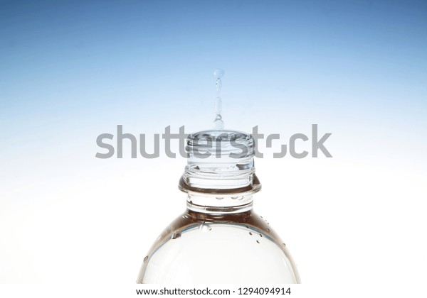 Water Splash Plastic Bottle Stock Photo 1294094914 | Shutterstock