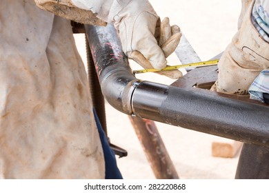 Welder Using Measuring Length Pipe Before Stock Photo 282220868 ...