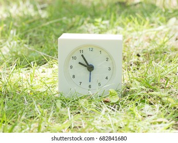 294 Nine past five Images, Stock Photos & Vectors | Shutterstock