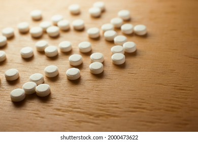 White Round Tablets Matte Surface On Stock Photo 2000473622 | Shutterstock