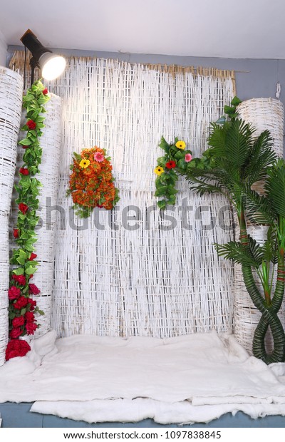 White Setup Background Stock Photo 1097838845 | Shutterstock