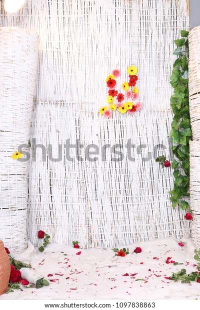 White Setup Background Stock Photo 1097838863 | Shutterstock