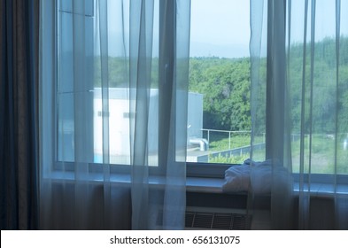 High Rise Condo Interior Windows View 스톡 사진(지금 편집) 1144192037